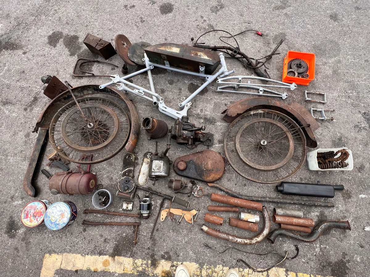 BSA 350cc Flat Tanker Project 1925 – We Sell Classic Bikes