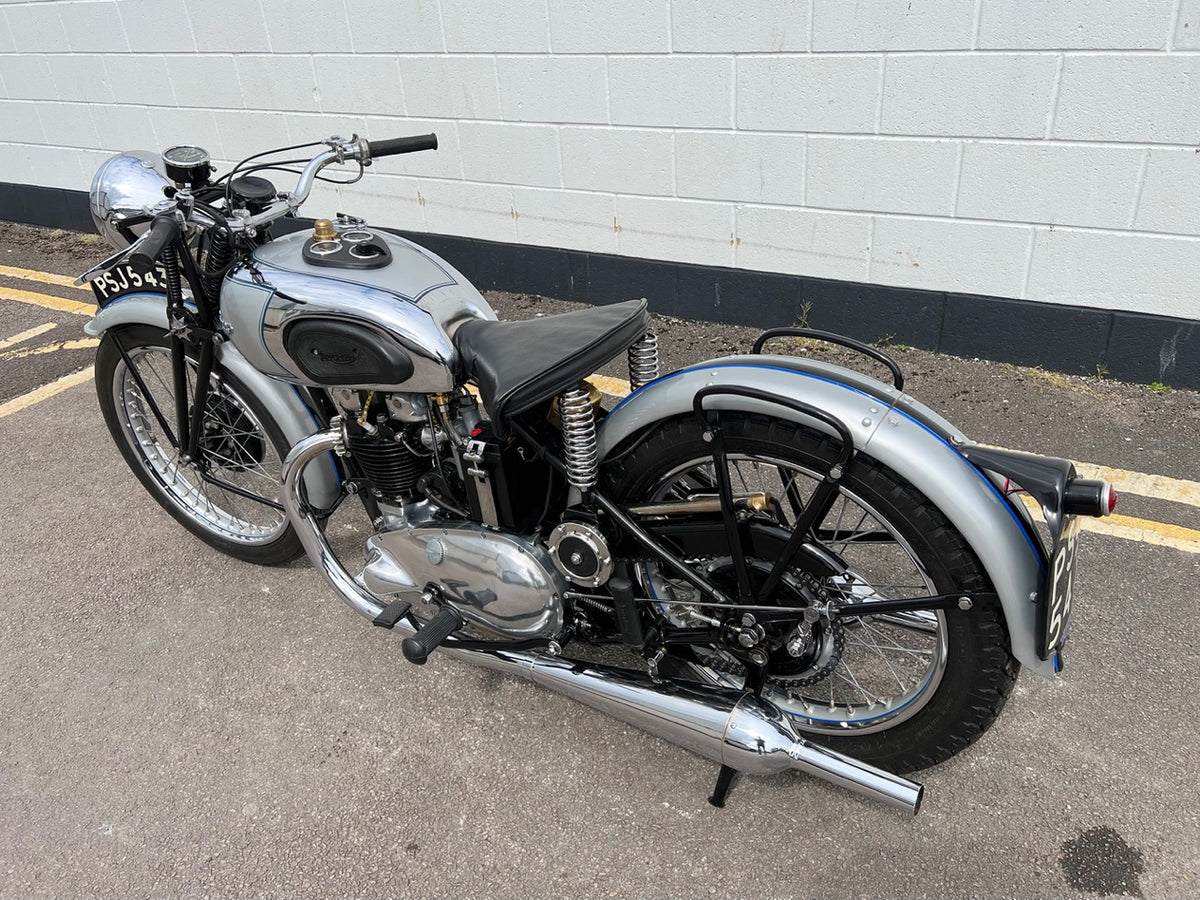 Triumph T100 Pre-War 500cc 1939 – We Sell Classic Bikes