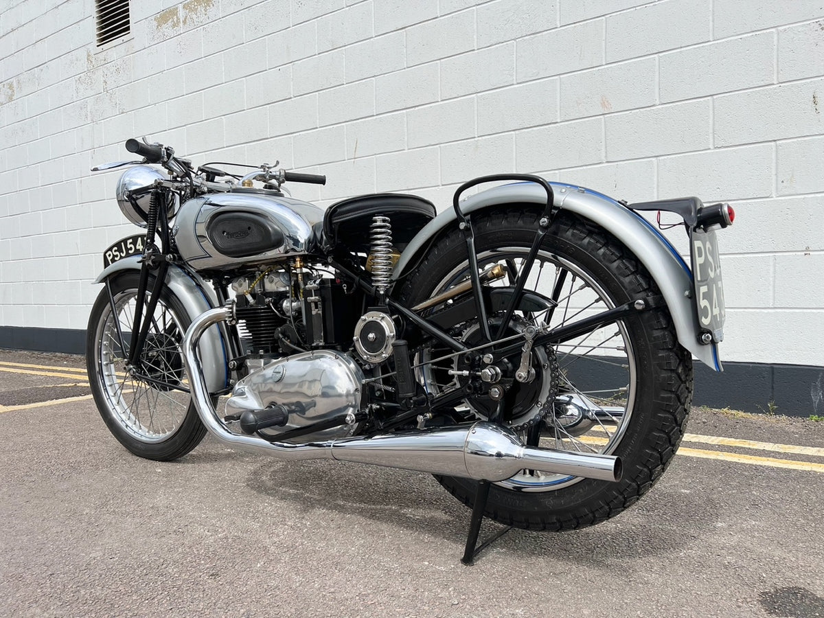 Triumph T100 Pre-War 500cc 1939 – We Sell Classic Bikes