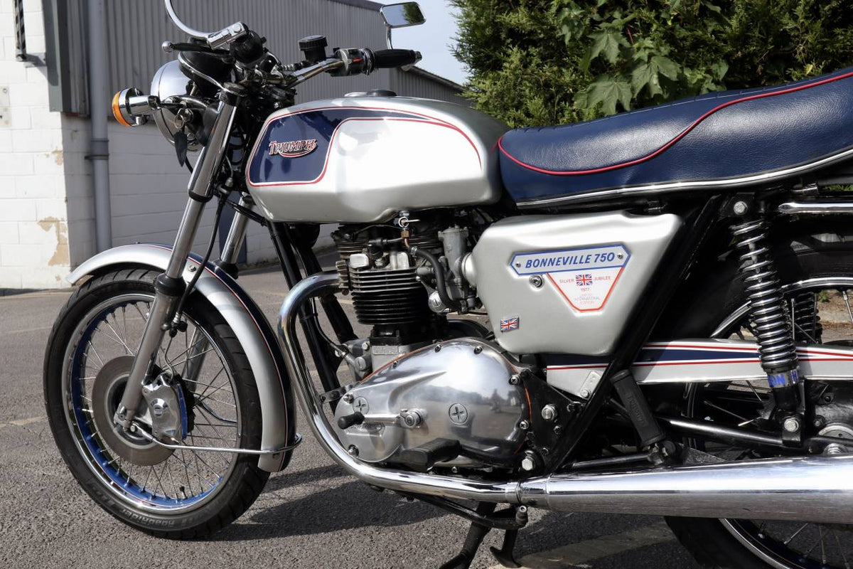 Triumph T140 Silver Jubilee Bonneville 1977 – We Sell Classic Bikes