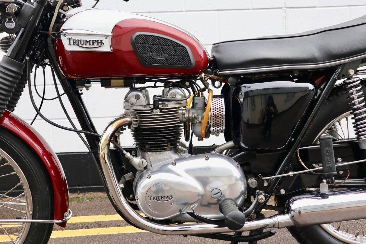 Triumph Daytona T100R 1972 – We Sell Classic Bikes