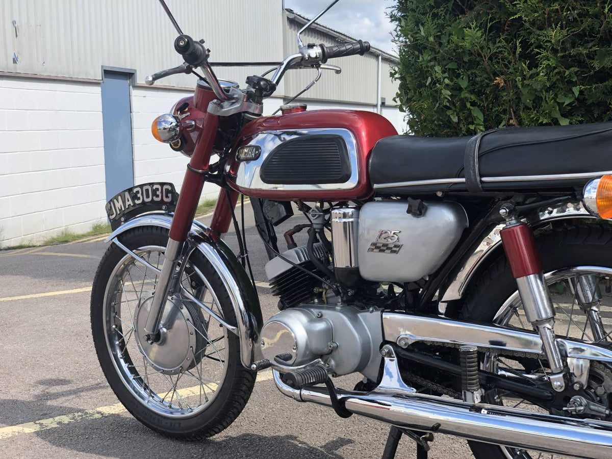 Yamaha AS1 1969 – We Sell Classic Bikes