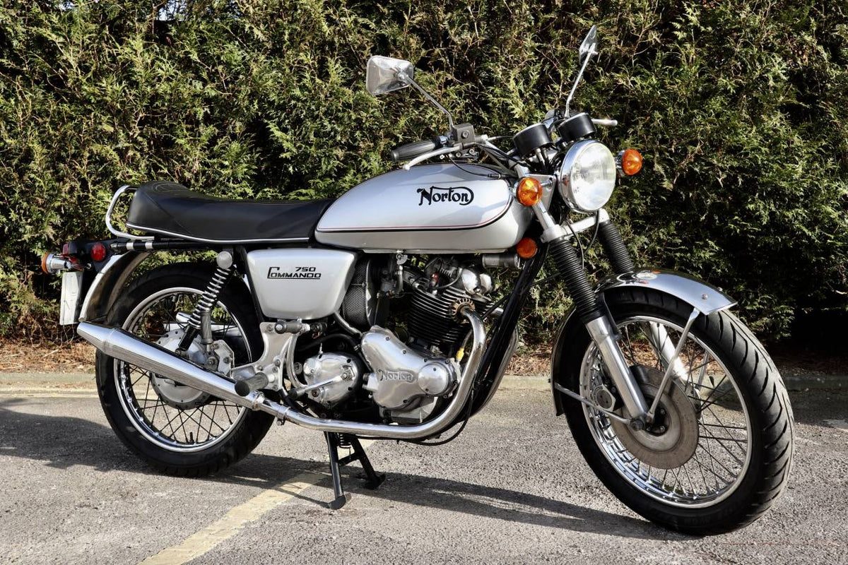 Norton Commando 1972 – We Sell Classic Bikes