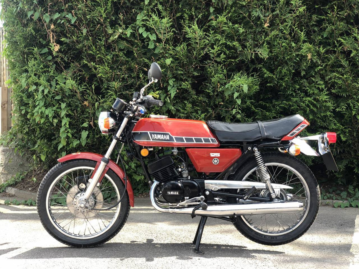 Yamaha RD125 DX 1976 – We Sell Classic Bikes