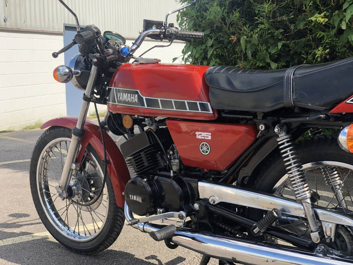 Yamaha RD125 DX 1976 – We Sell Classic Bikes
