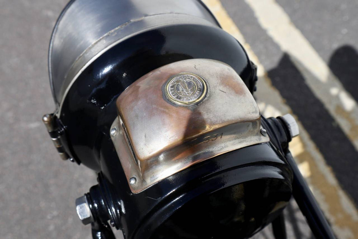 Triumph Flat Tanker 1927 – We Sell Classic Bikes