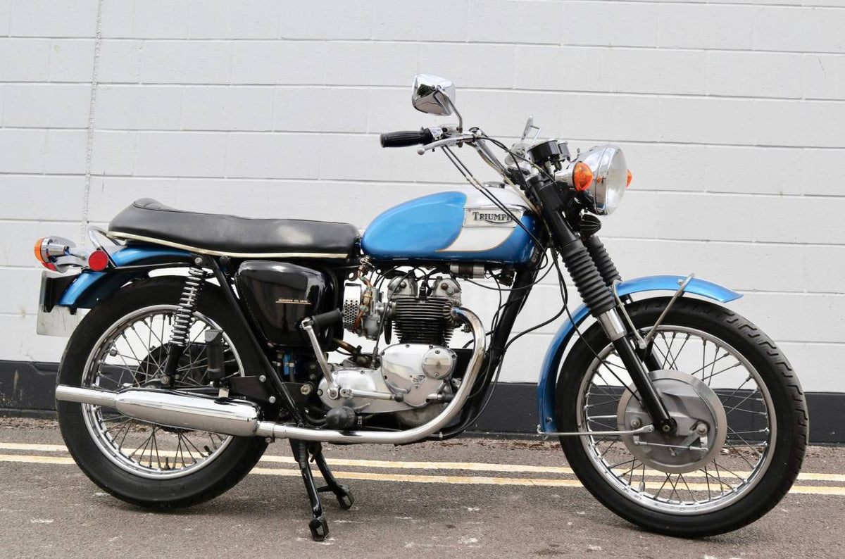 Triumph T100R Daytona 1971 – We Sell Classic Bikes