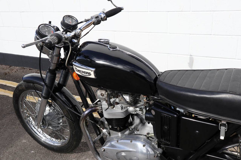 Triumph T120V Bonneville 1972 – We Sell Classic Bikes