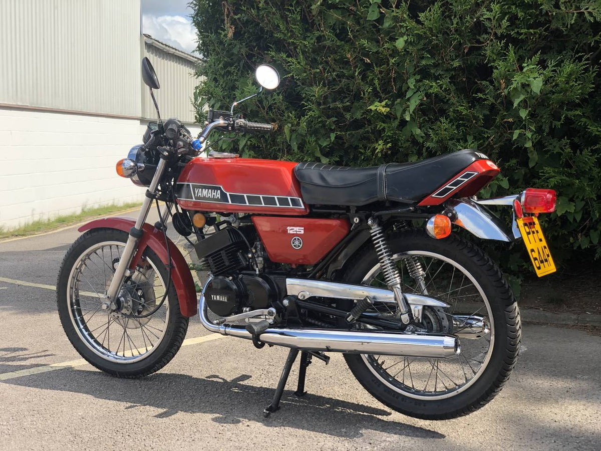 Yamaha RD125 DX 1976 – We Sell Classic Bikes