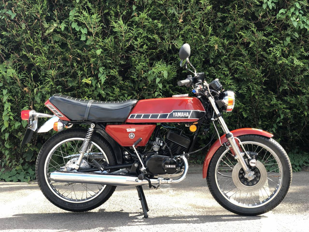 Yamaha RD125 DX 1976 – We Sell Classic Bikes