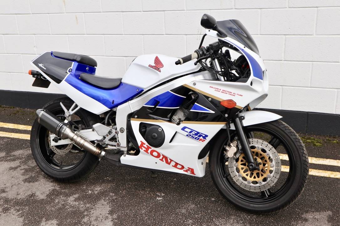 Honda CBR250R Hurricane MC19 1989 – We Sell Classic Bikes