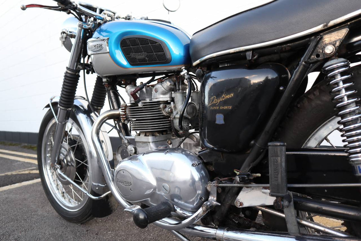 Triumph T100R Daytona 1969 – We Sell Classic Bikes