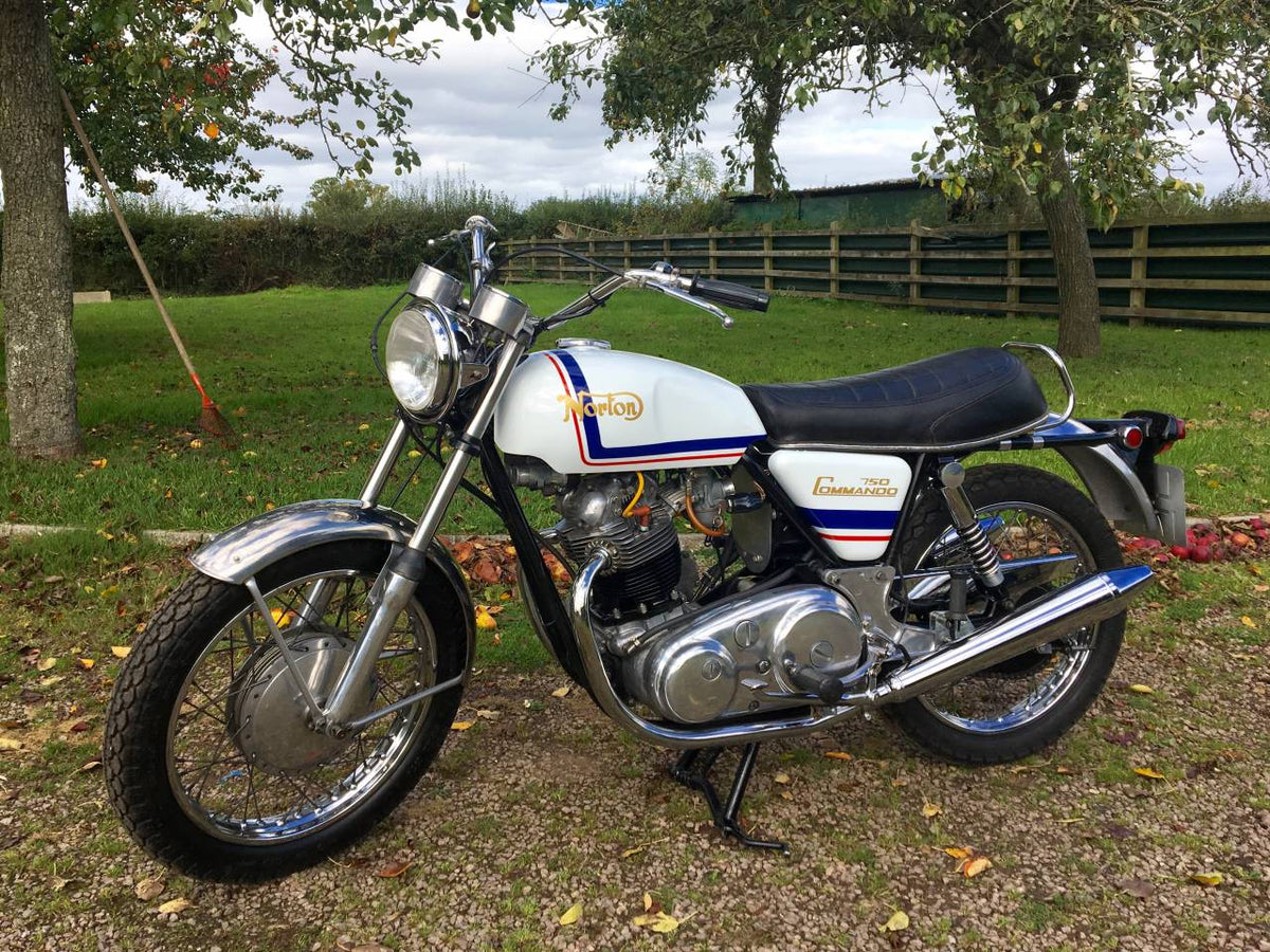 Norton Commando 1970 – We Sell Classic Bikes
