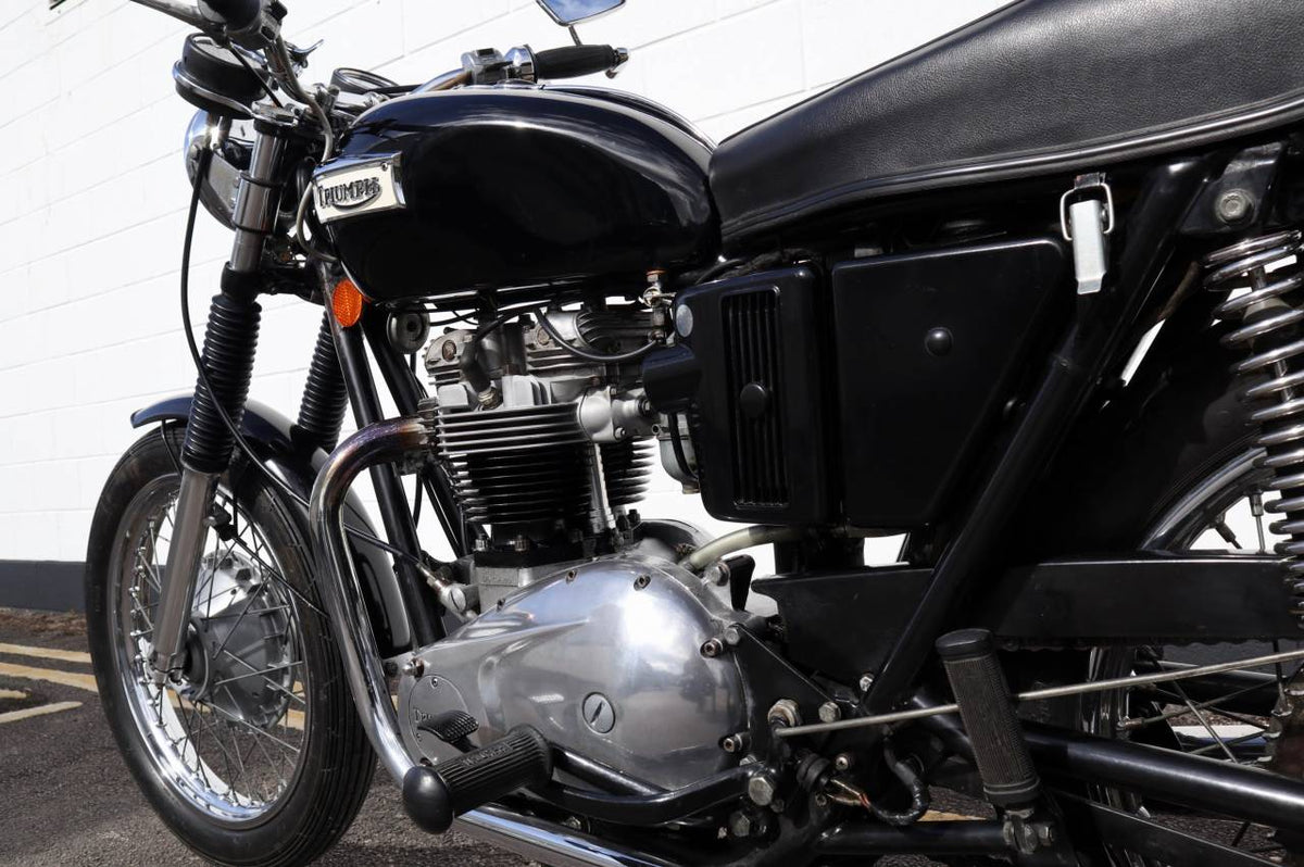 Triumph T120V Bonneville 1972 – We Sell Classic Bikes