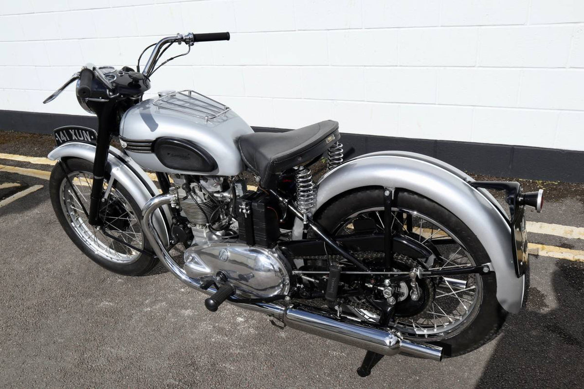 Triumph T100 1951 – We Sell Classic Bikes