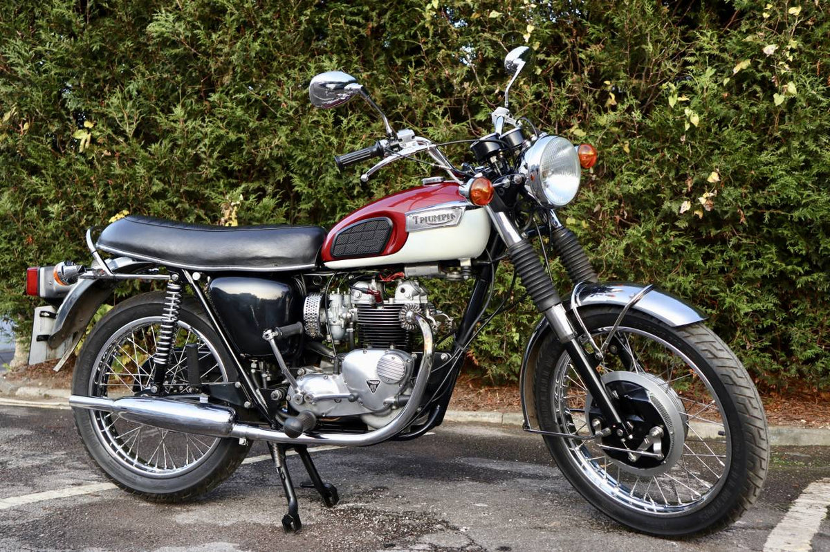 Triumph T100R Daytona 1973 – We Sell Classic Bikes