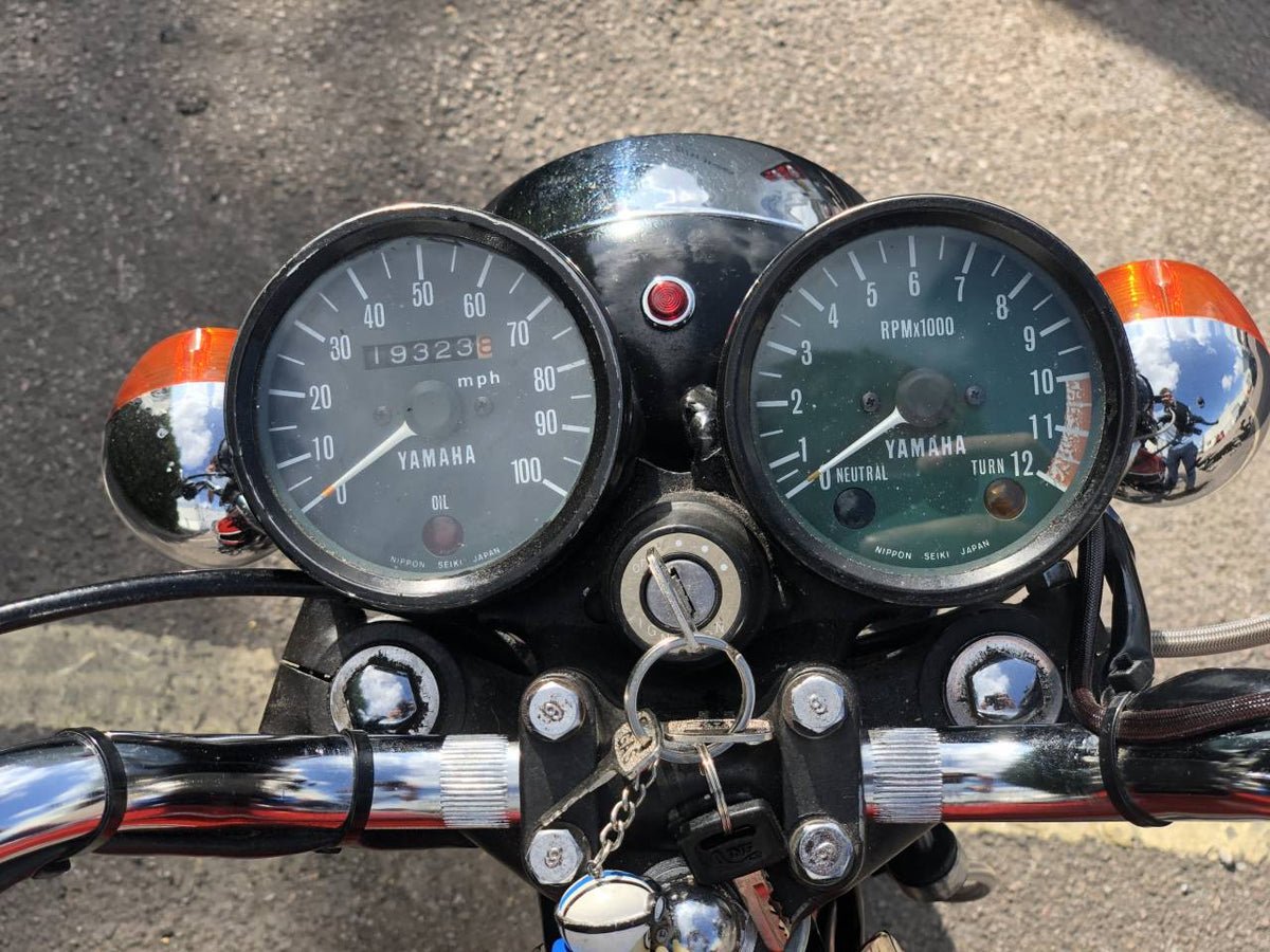 Yamaha RD125 DX 1976 – We Sell Classic Bikes