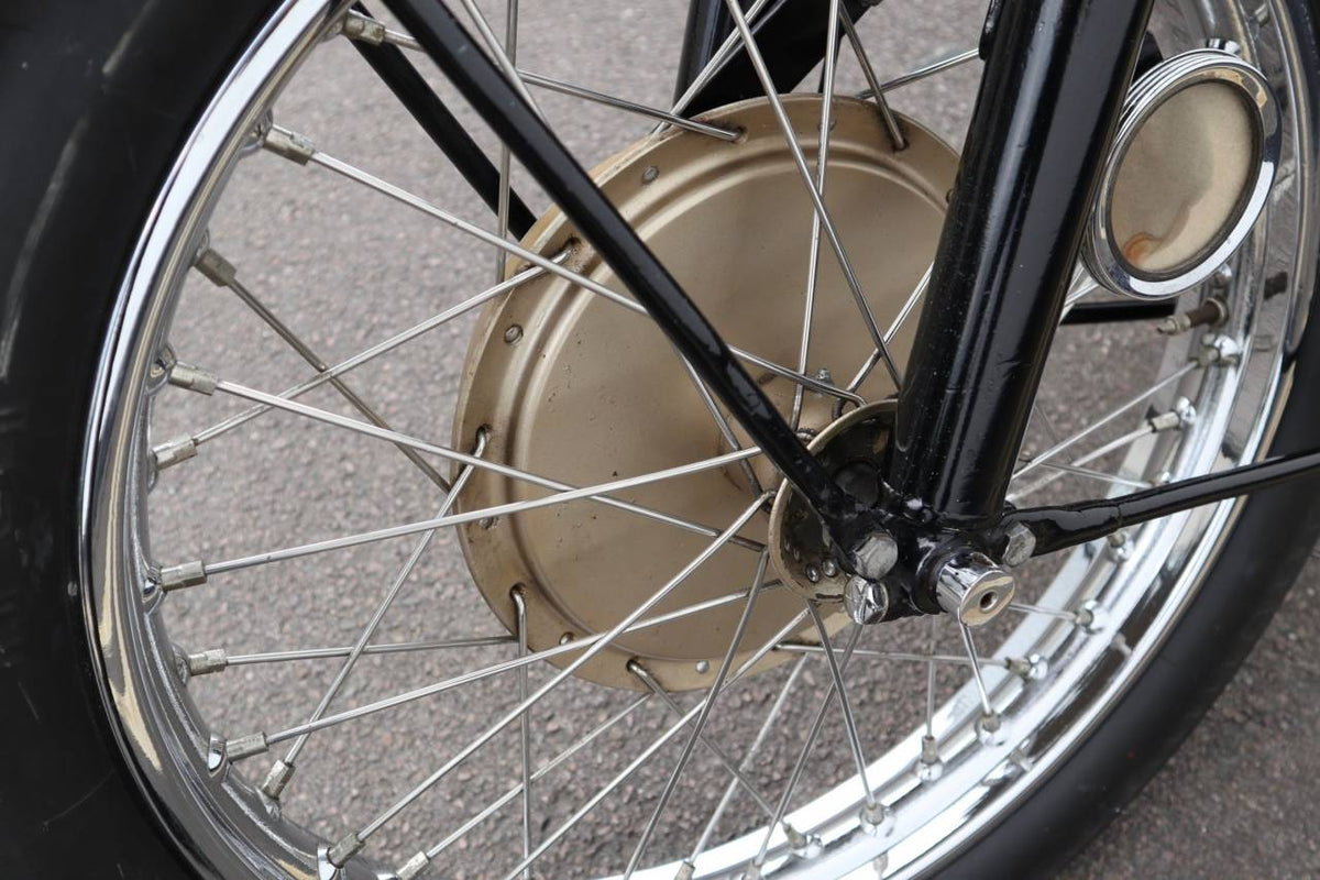 BSA B31 Plunger 1953 – We Sell Classic Bikes