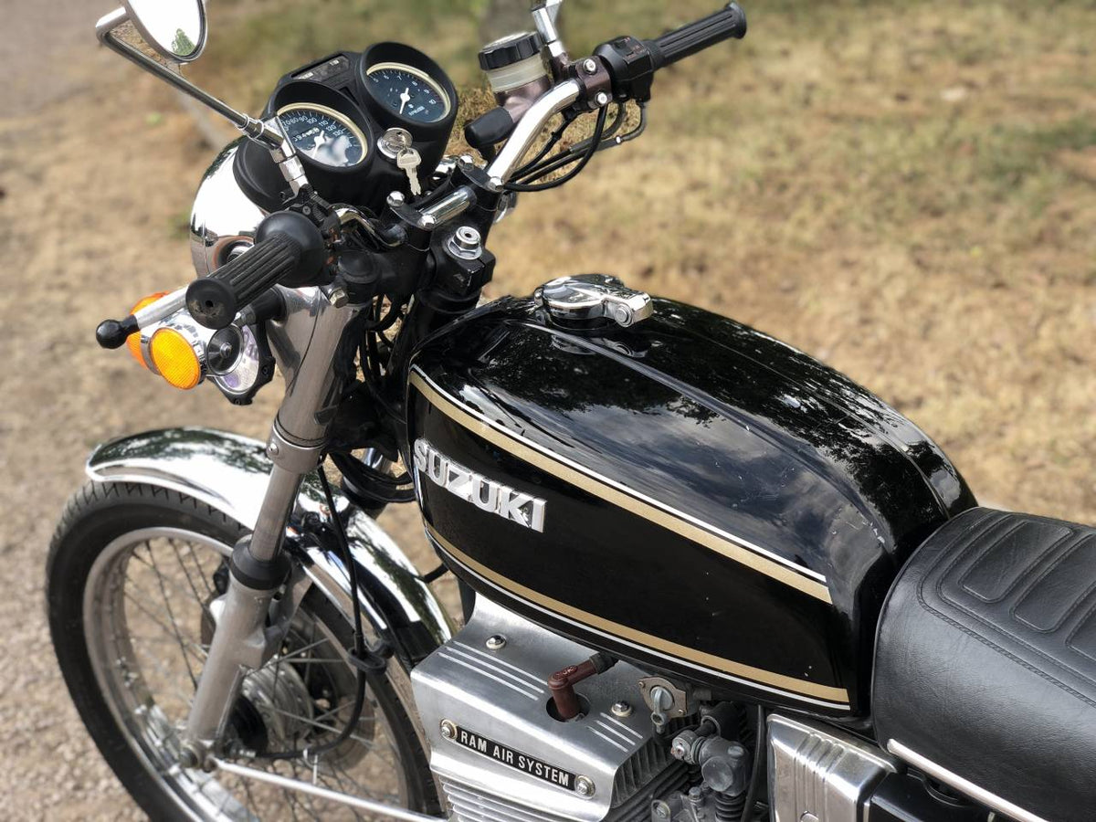Suzuki GT380 1976 – We Sell Classic Bikes