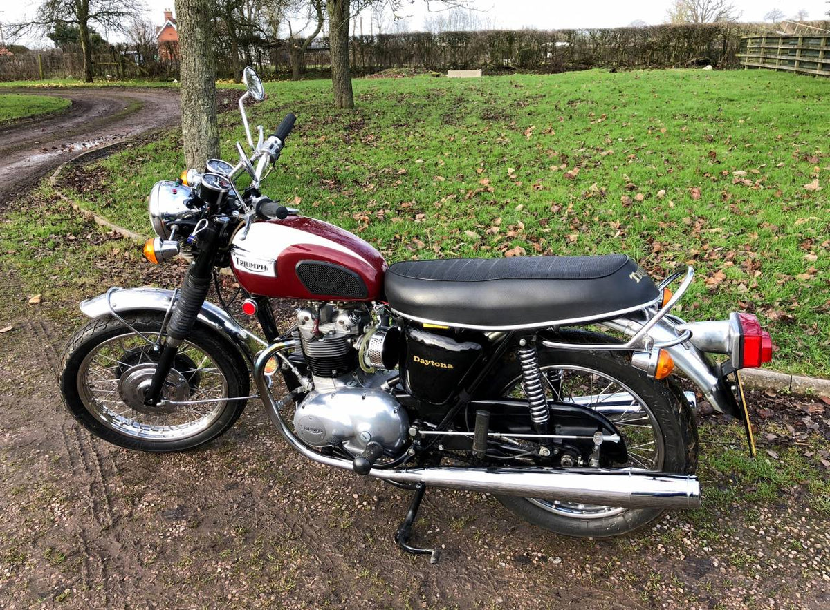 Triumph T100R Daytona 1971 – We Sell Classic Bikes