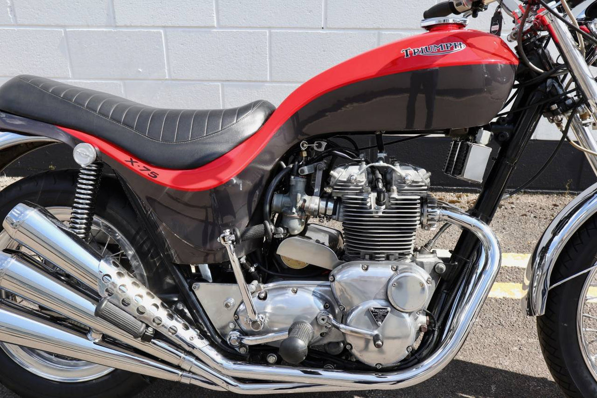 Triumph Hurricane Replica Electric Start 1973 – We Sell Classic Bikes