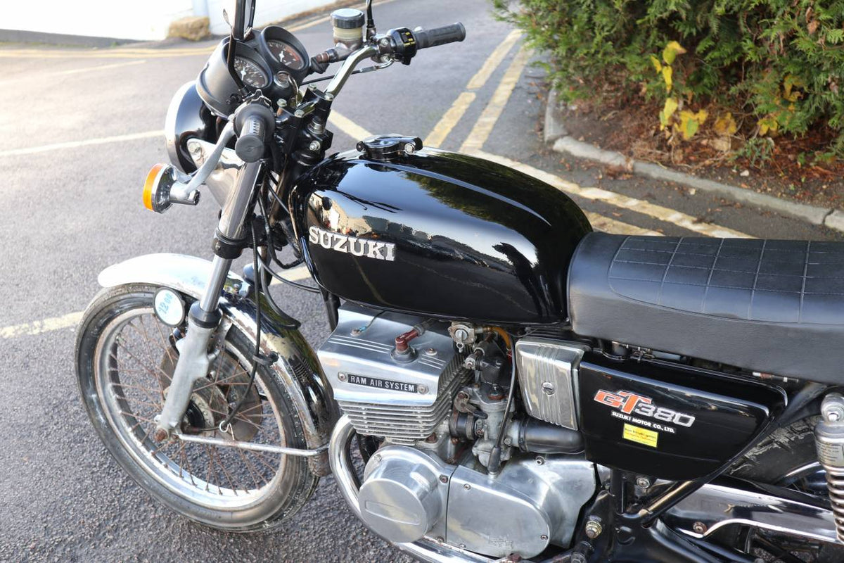 Suzuki GT380 1976 – We Sell Classic Bikes