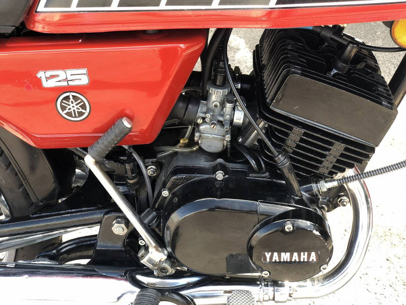 Yamaha RD125 DX 1976 – We Sell Classic Bikes