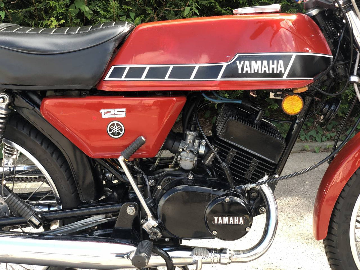 Yamaha RD125 DX 1976 – We Sell Classic Bikes