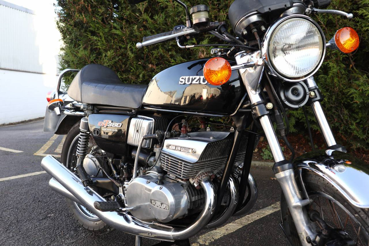 Suzuki GT380 1976 – We Sell Classic Bikes