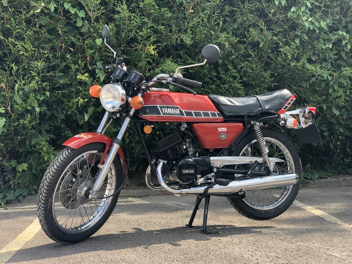 Yamaha RD125 DX 1976 – We Sell Classic Bikes