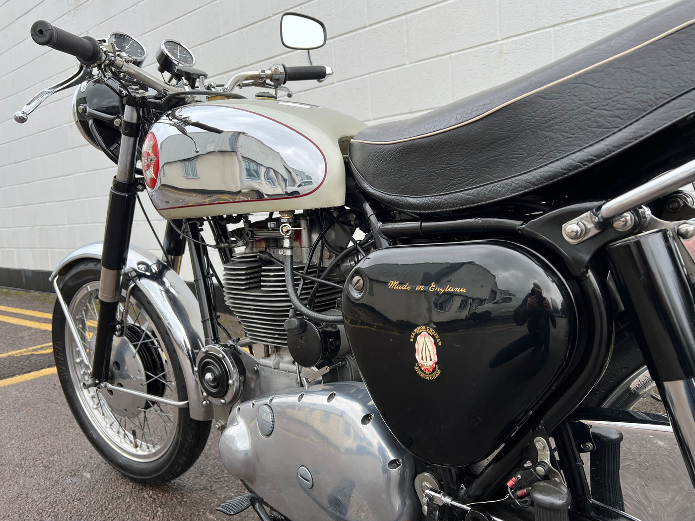 BSA DBD34 Gold Star 500cc 1959 – We Sell Classic Bikes