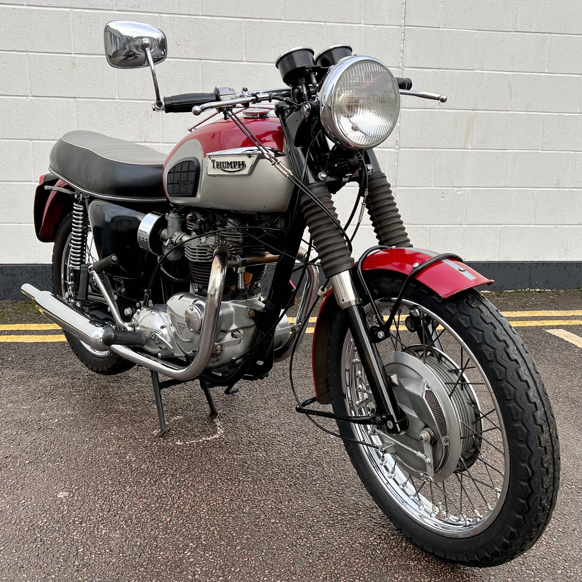Triumph T120 Bonneville 650cc 1968 – We Sell Classic Bikes