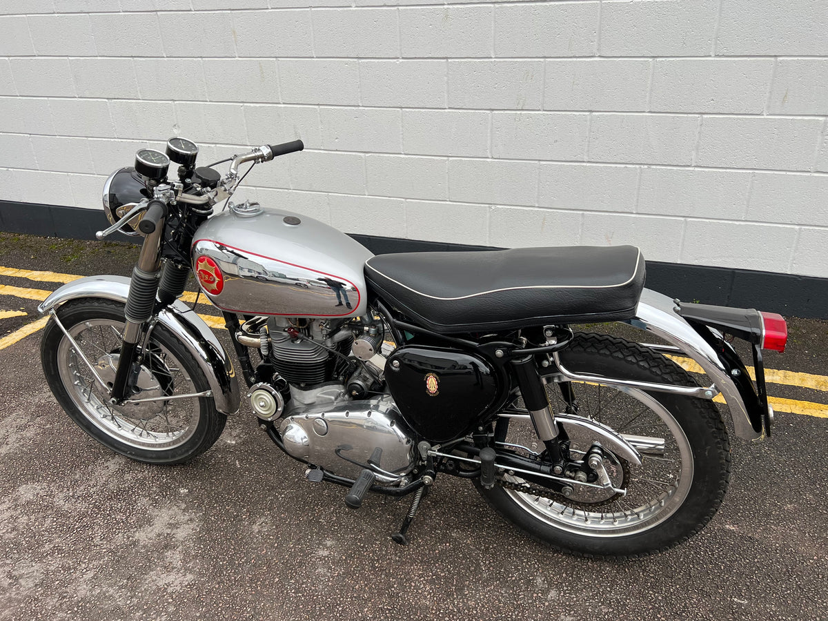 BSA RGS Rocket Gold Star Replica 650cc 1959 – We Sell Classic Bikes