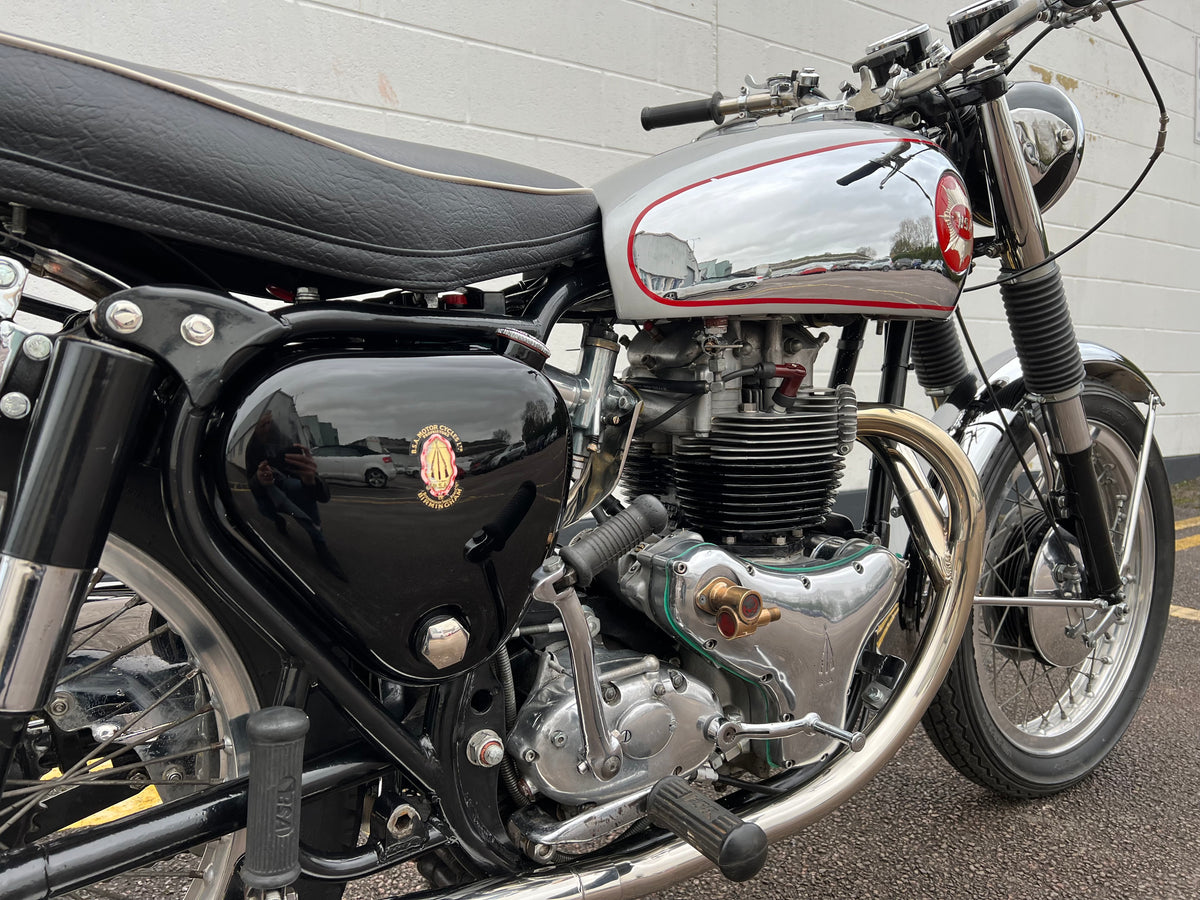 BSA RGS Rocket Gold Star Replica 650cc 1959 – We Sell Classic Bikes