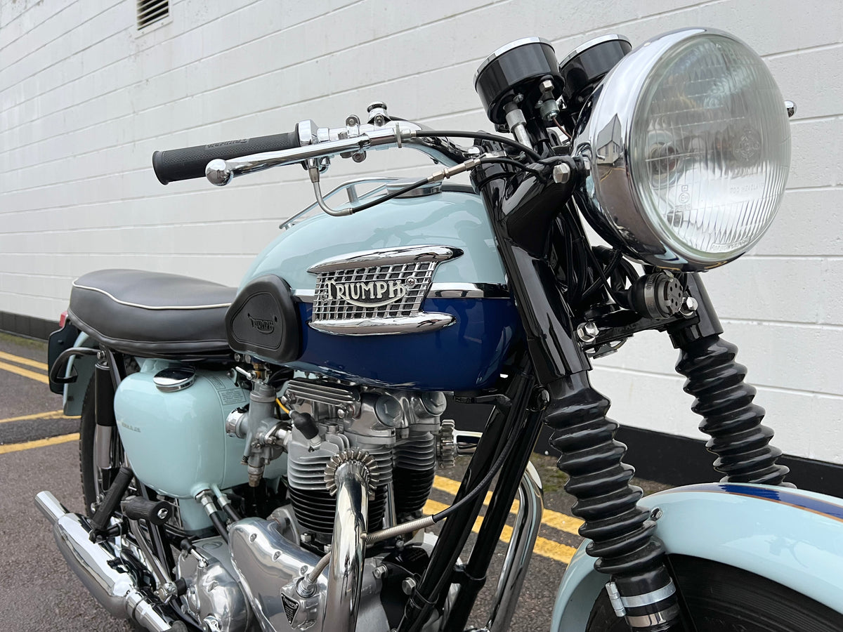 Triumph T120 Pre-Unit Bonneville 650cc 1960 – We Sell Classic Bikes
