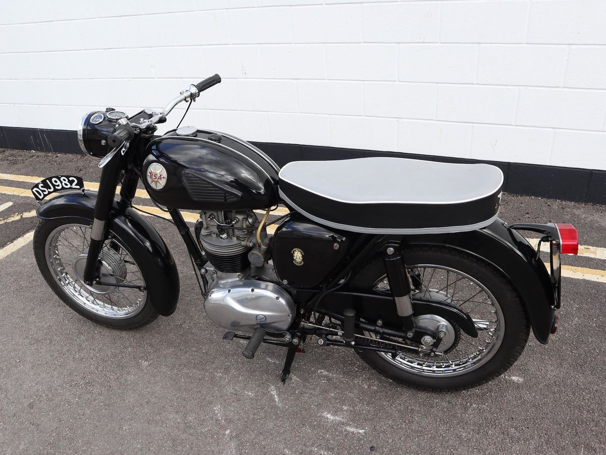 BSA B40 350cc 1961 – We Sell Classic Bikes