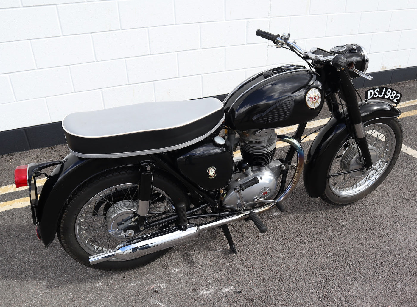 BSA B40 350cc 1961 – We Sell Classic Bikes