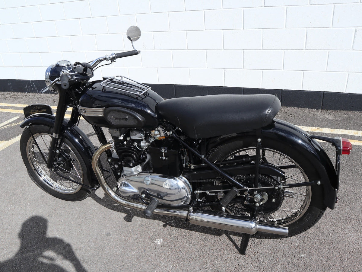 Triumph Blackbird Replica 650cc 1952 – We Sell Classic Bikes