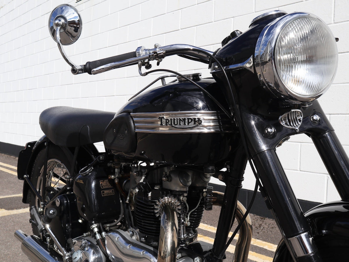 Triumph Blackbird Replica 650cc 1952 – We Sell Classic Bikes