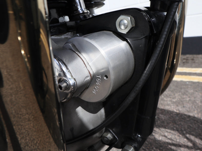 Triumph Blackbird Replica 650cc 1952 – We Sell Classic Bikes