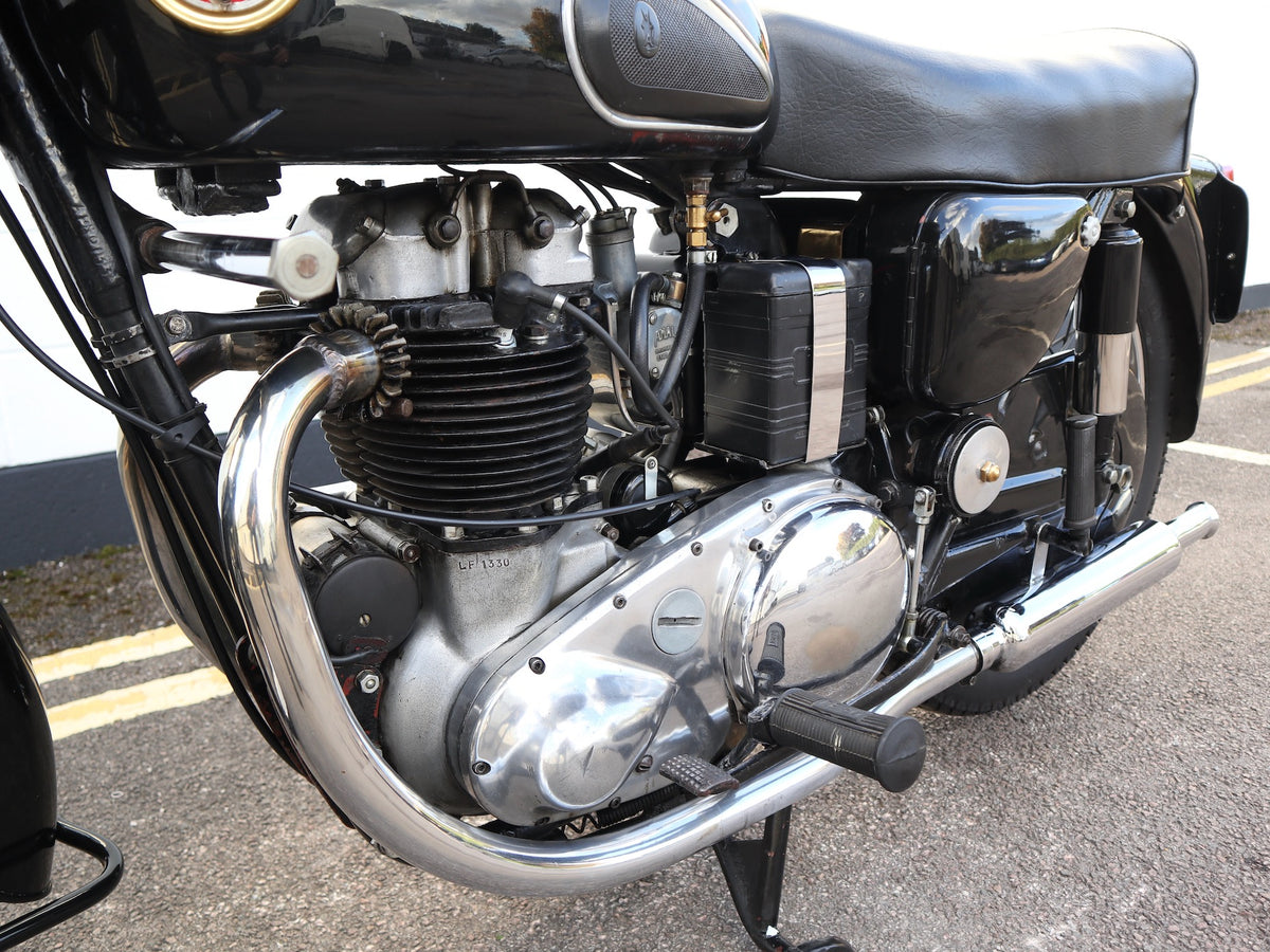 Ariel Huntmaster 650cc 1957 – We Sell Classic Bikes