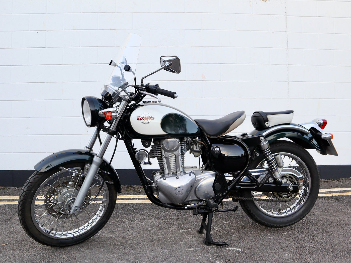 Kawasaki Estrella Retro Classic 250cc 1992 – We Sell Classic Bikes