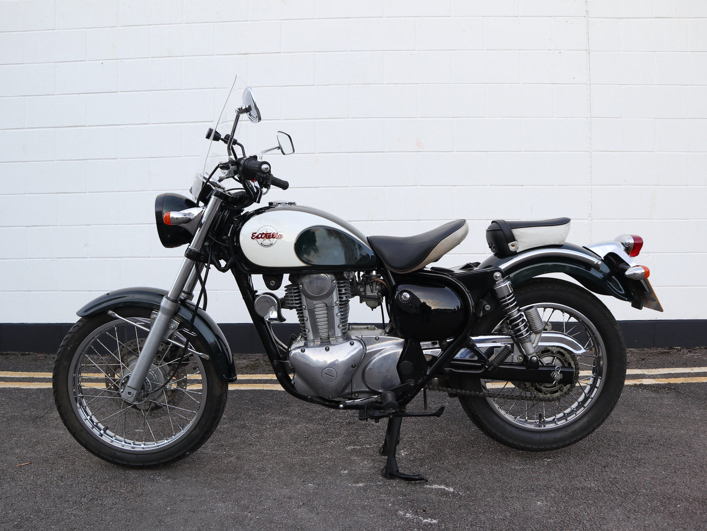 Kawasaki Estrella Retro Classic 250cc 1992 – We Sell Classic Bikes