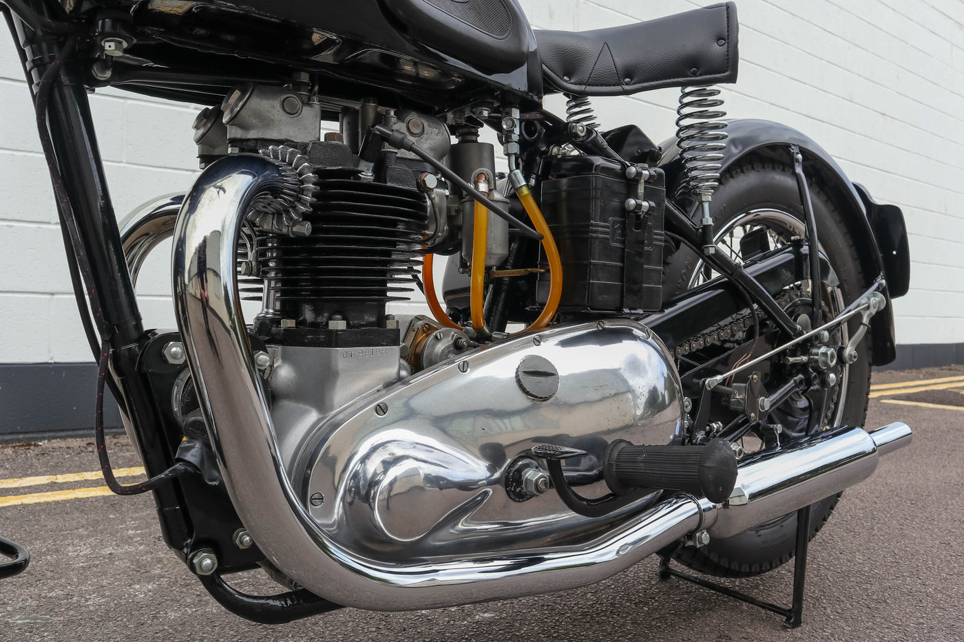 Triumph 6T Thunderbird 1951 650cc Sprung Hub – We Sell Classic Bikes